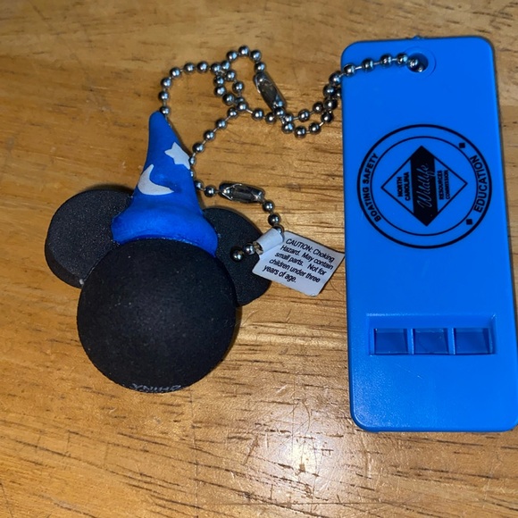 Disney | Bags | Disney Mickey Mouse Sorcerer Foam Keychain Wizard Hat ...